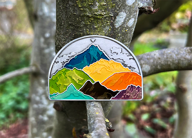 Reach the Peak Geocoin – Antique Silver – Keszomaniacy